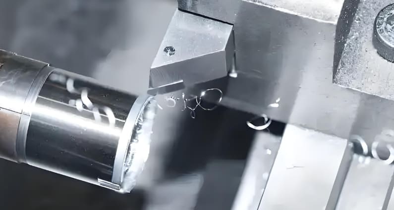 What is the Difference Between CNC Milling and Turning? Definition, Process